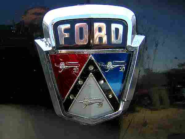 Les voitures automobiles de la marque Ford, voitures anciennes de ...